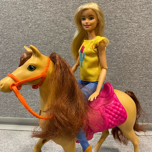 Mattel | Toys | Barbie Y Chelsea Riding Set Mattel | Poshmark